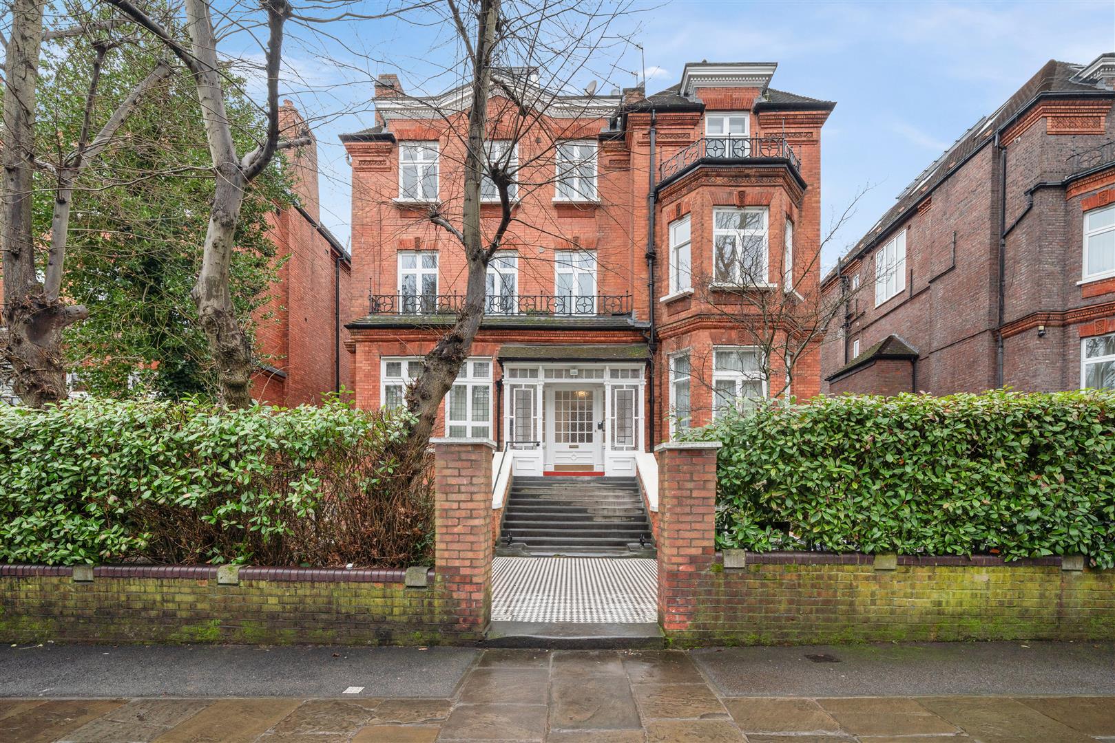Fitzjohns Avenue, Hampstead, London, NW3 - ADN Residential
